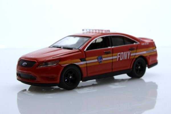 2016 Ford Taurus Fdny Fire Department Of Nyc Suv Chief 1:64 Scale ...