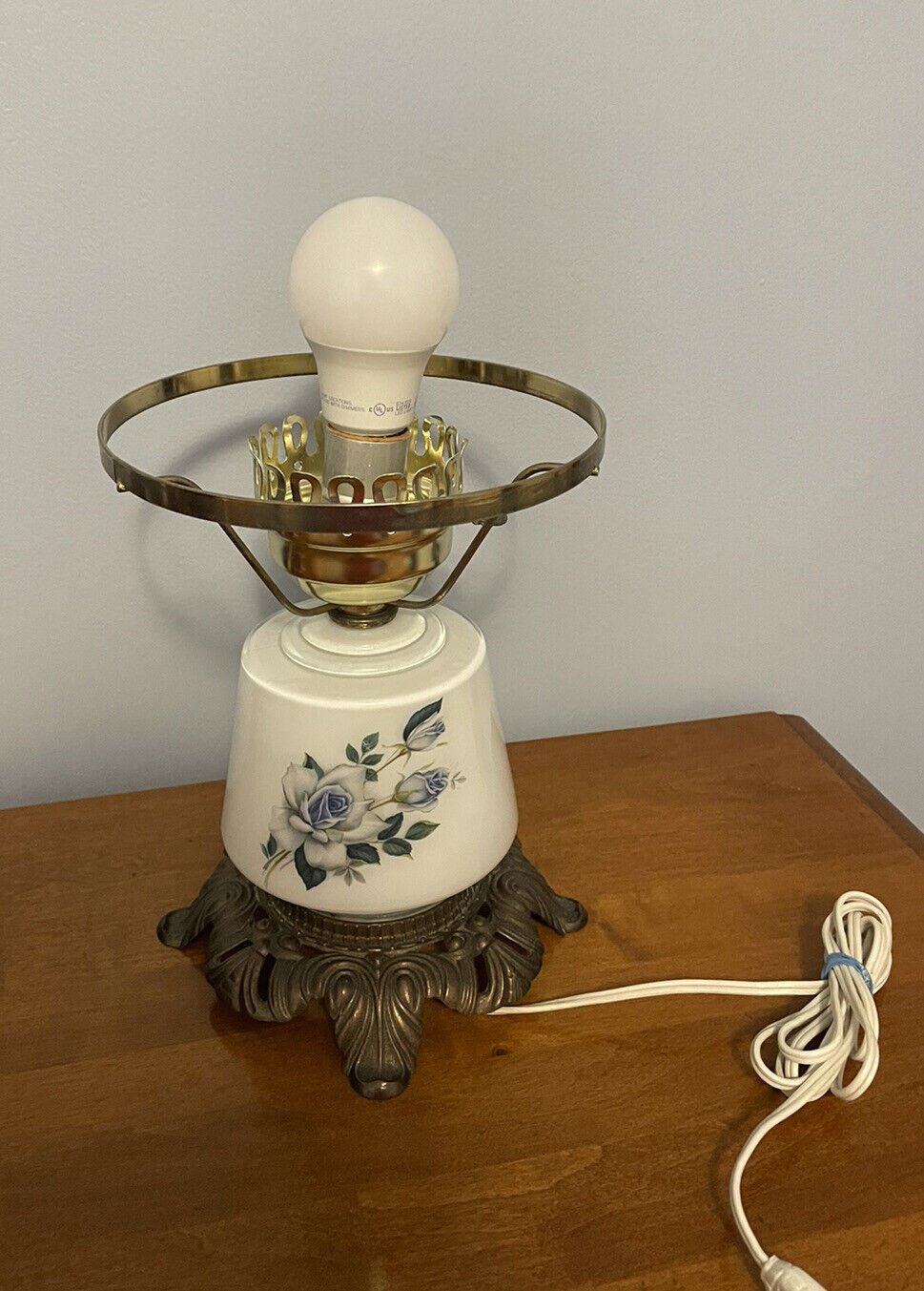 Vintage Hurricane table lamp base Flora