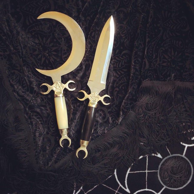 Crescent Moon Shaped Knives Set | Religious Ritual Athame Knives ...