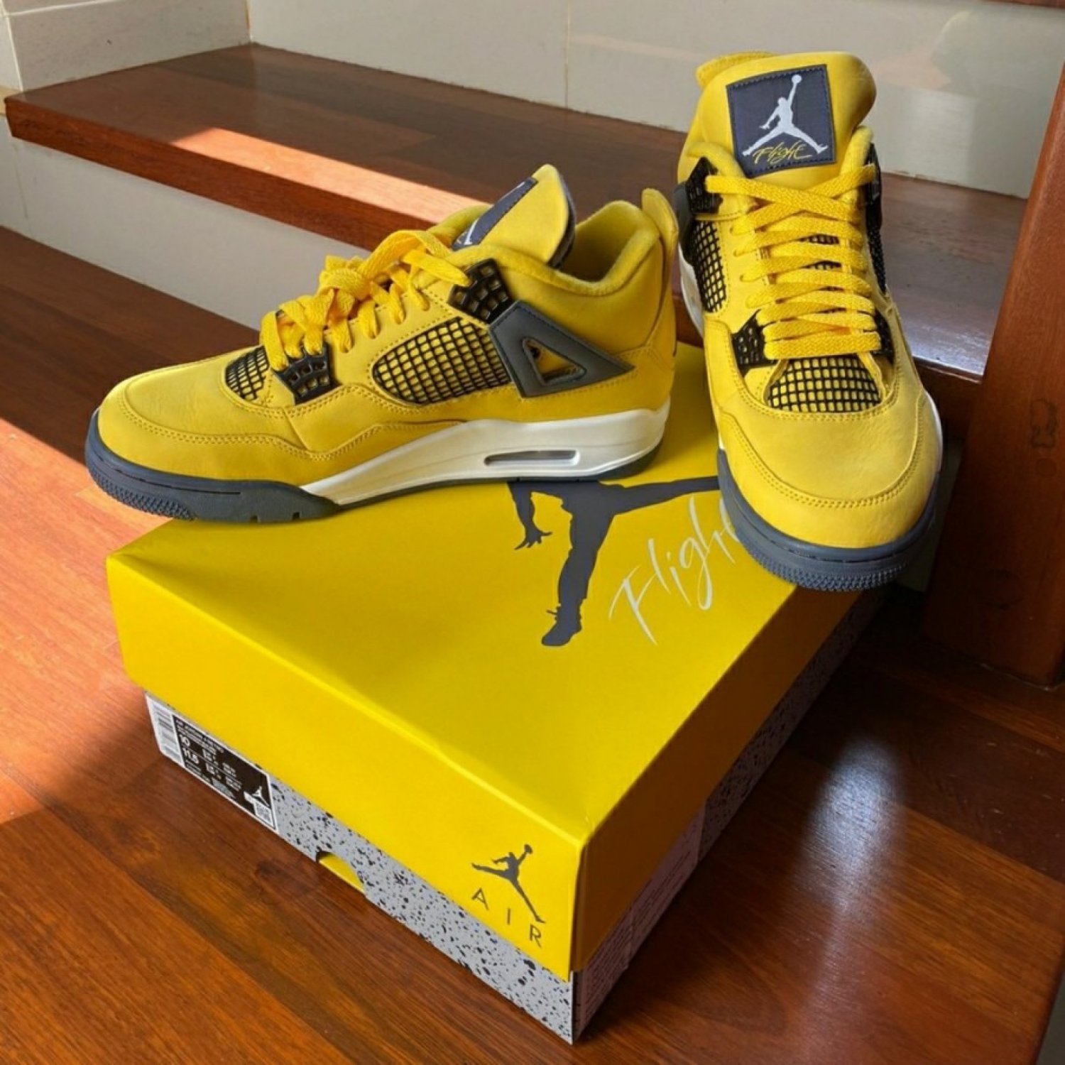 Nike Air Jordan 4 Retro Lightning Basket Sneaker Shoes