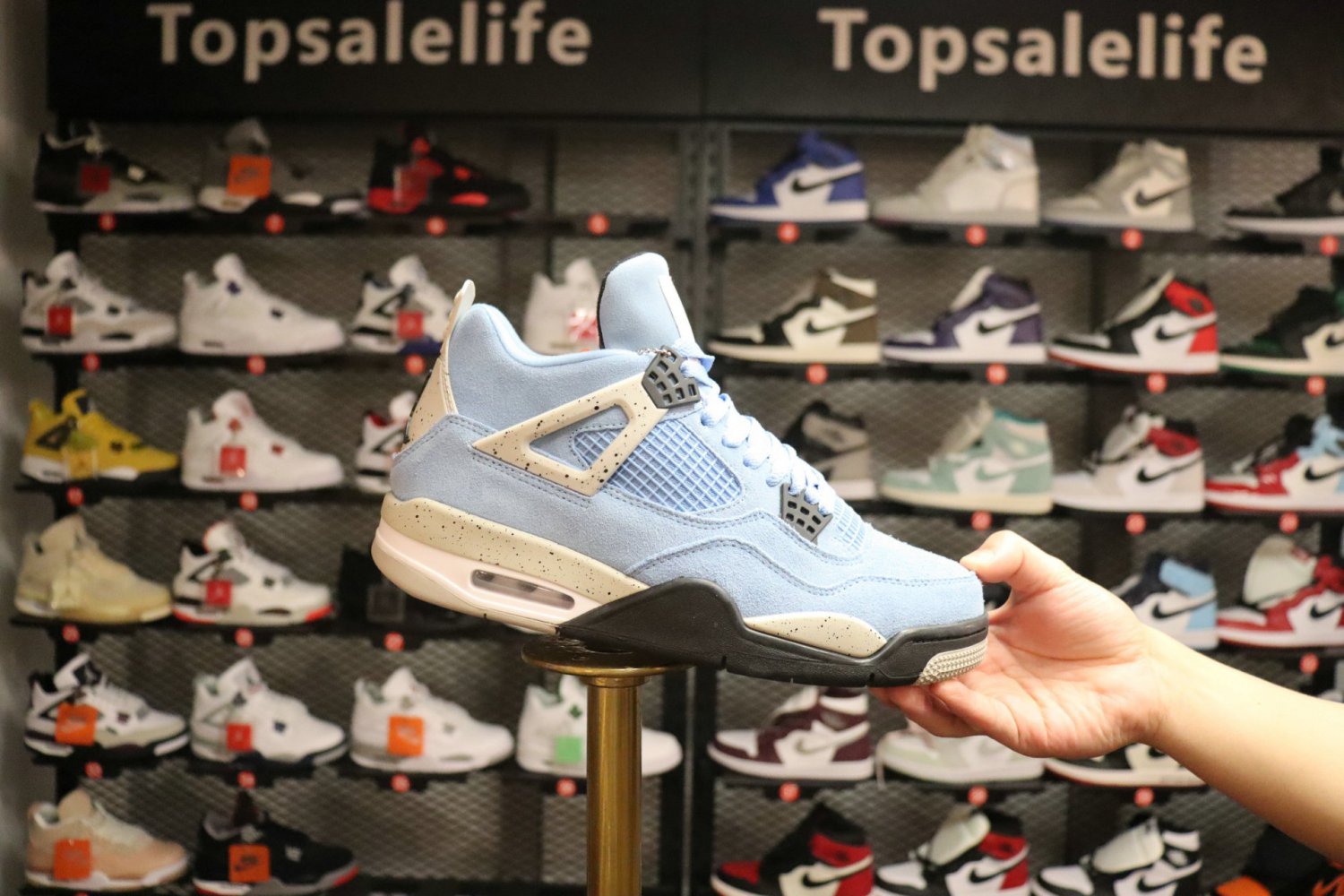 nike air jordan 4 retro university blue