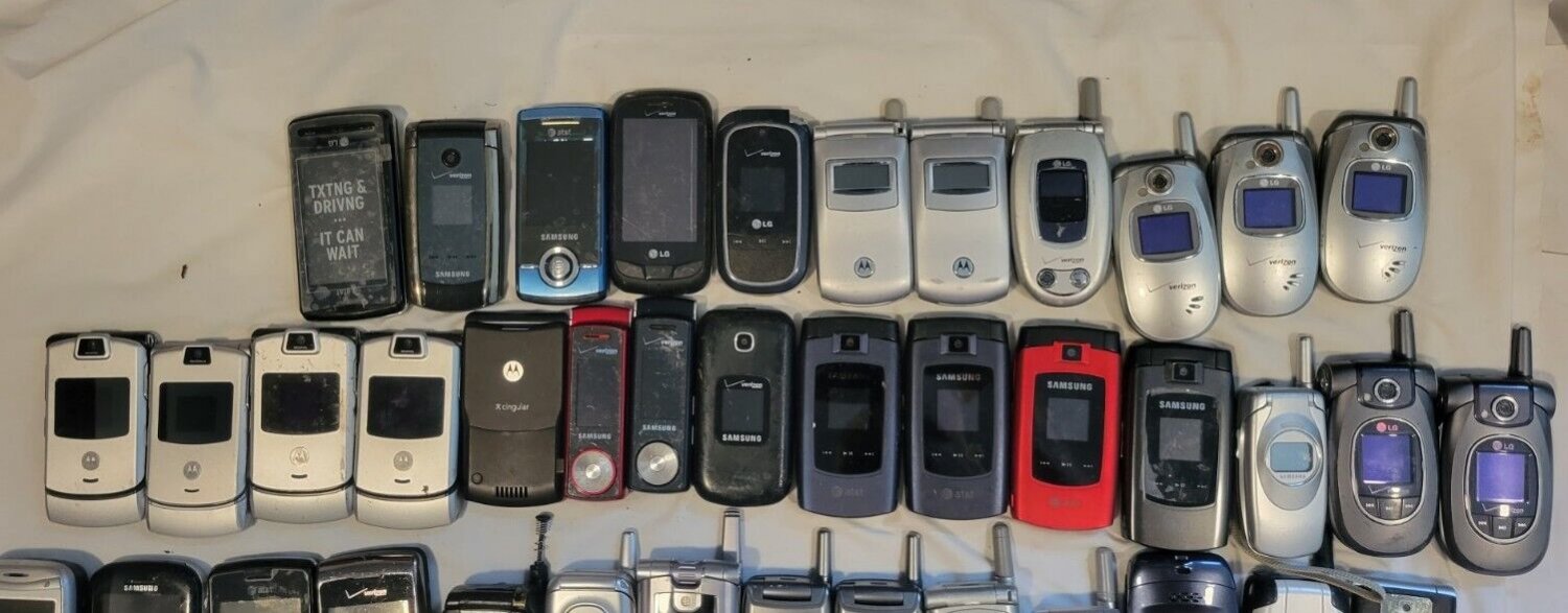 Lot Of 67 vintage Old flip Cell phone bar GSM & CDMA Gold Samsung, LG ...