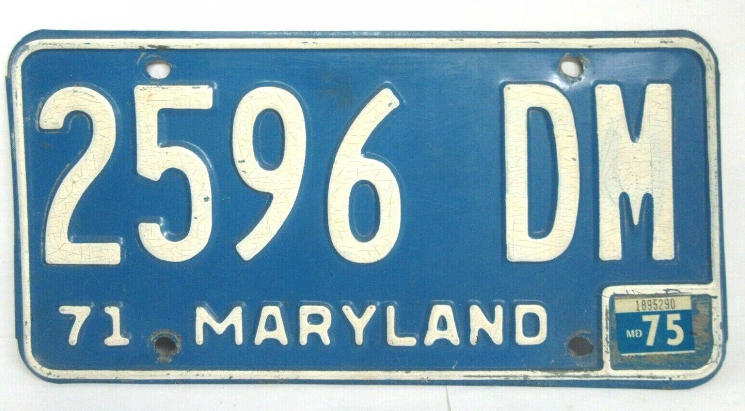 1975 Maryland License Plate Blue Vintage MD 75 2596 DM #101