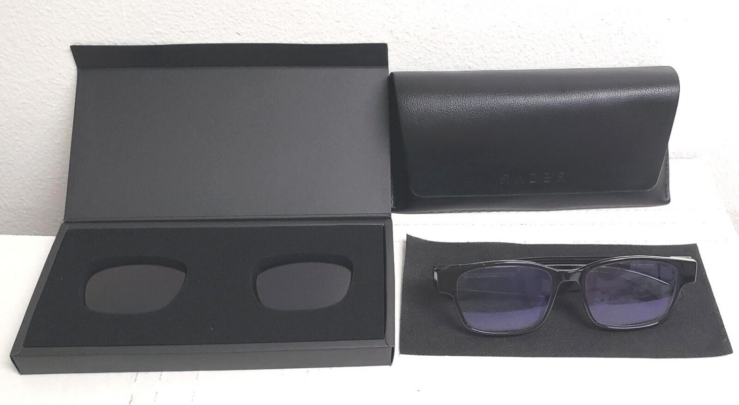 RAZER ANZU Smart Glasses SM/ MED Rectangle Frame w/ Blue Light Filter #104