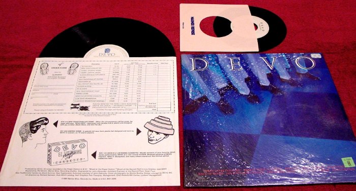 DEVO * New Traditionalists * Original LP with Poster & 45rpm & Sticker 1981 MINT