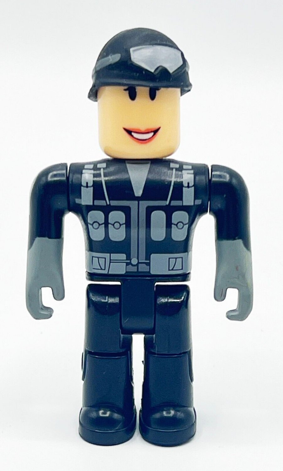 2FRD Roblox 3" Action Figure, Jailbreak Museum Heist: SWAT Boss (NO CODE)