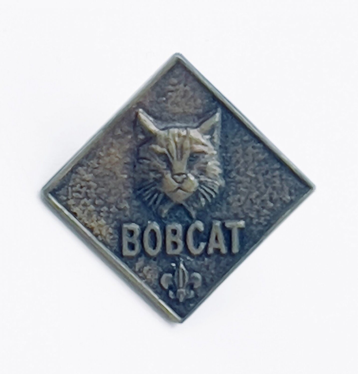 Vintage Boy Scouts Bobcat Neck Tie Tack Scatter Hat Pin USA
