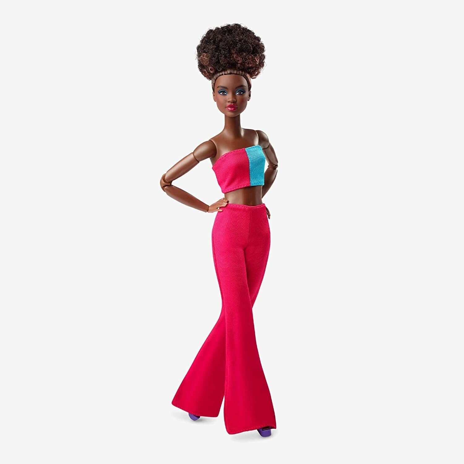 Barbie Signature Looks Slang Doll Articulated with Top And Pants Colo