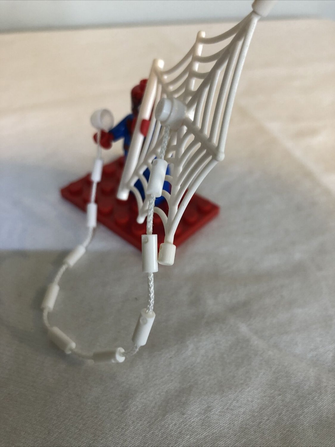 LEGO SPIDERMAN MARVEL SUPERHERO sh038 WHITE WEB 90981 and STRING x64