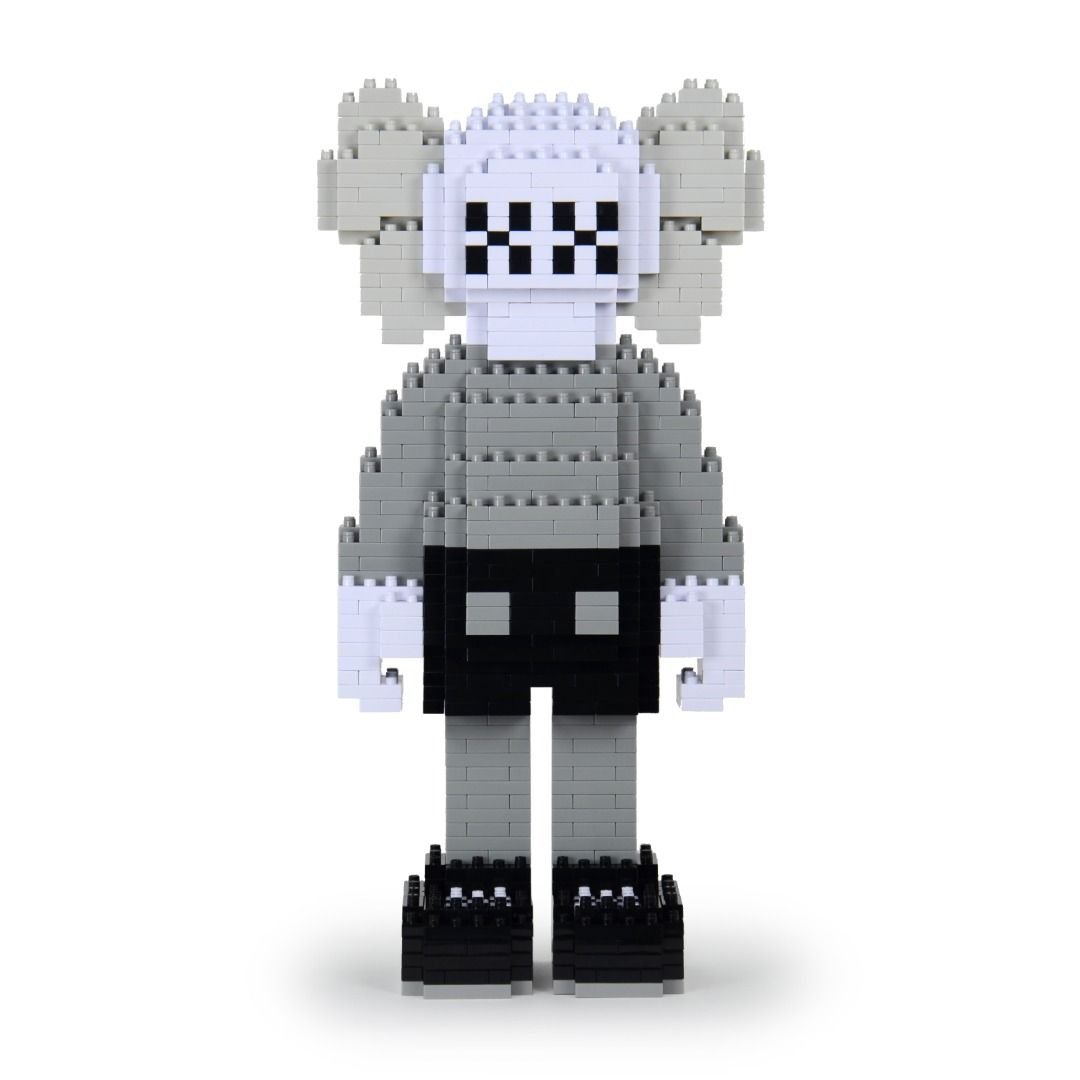 Kaws Brick Sculpture (JEKCA Lego Brick) DIY Kit
