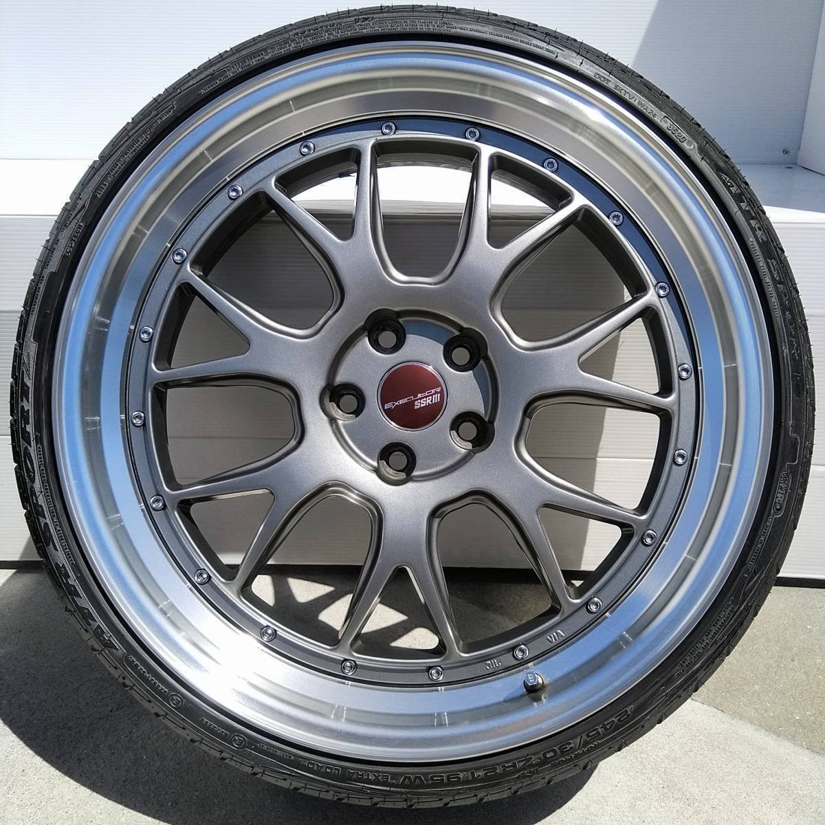 JDM tiered rim 21 inch g Tire width 245 mm aspect ratio 30% rim diamet ...