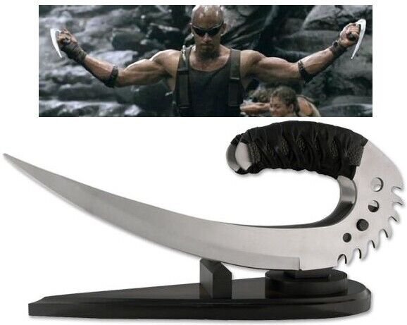 Chronicles of Riddick Claw Dagger Saber Knife Includes Display Stand