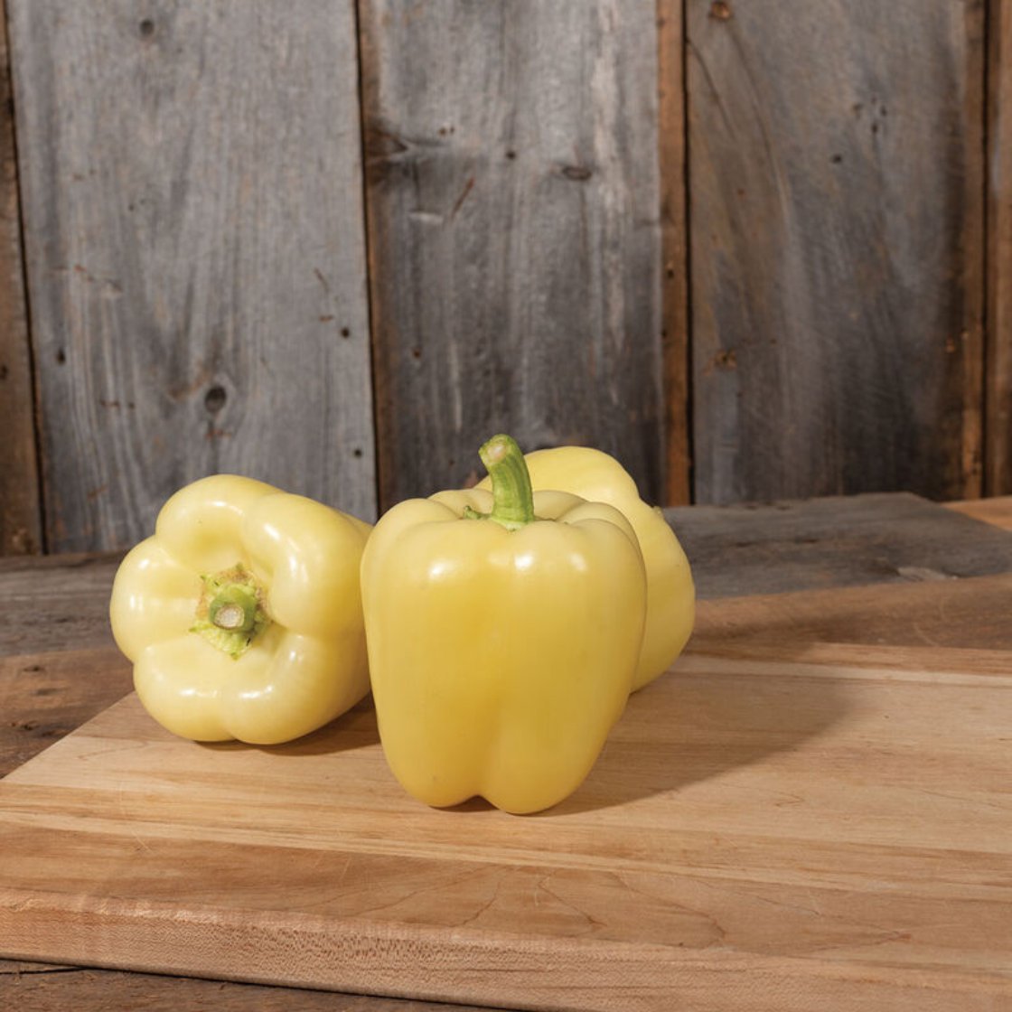 Medium Maturity F1 Hybrid White Sweet Bell Pepper - 5 Seeds