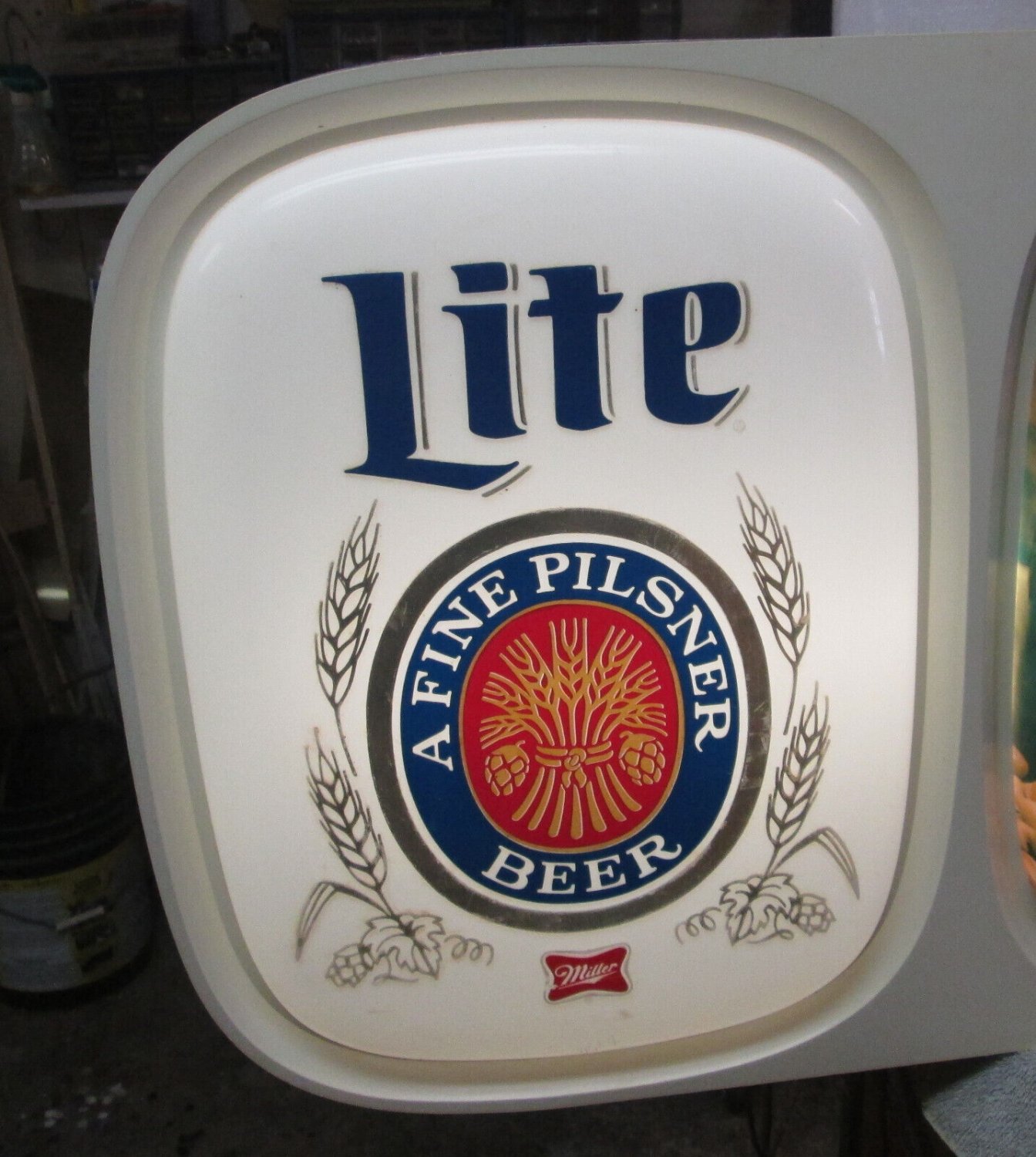 VINTAGE BAR 1978 LARGE 49" X 18" X 4" MILLER LITE BEER LIGHT UP WALL SIGN