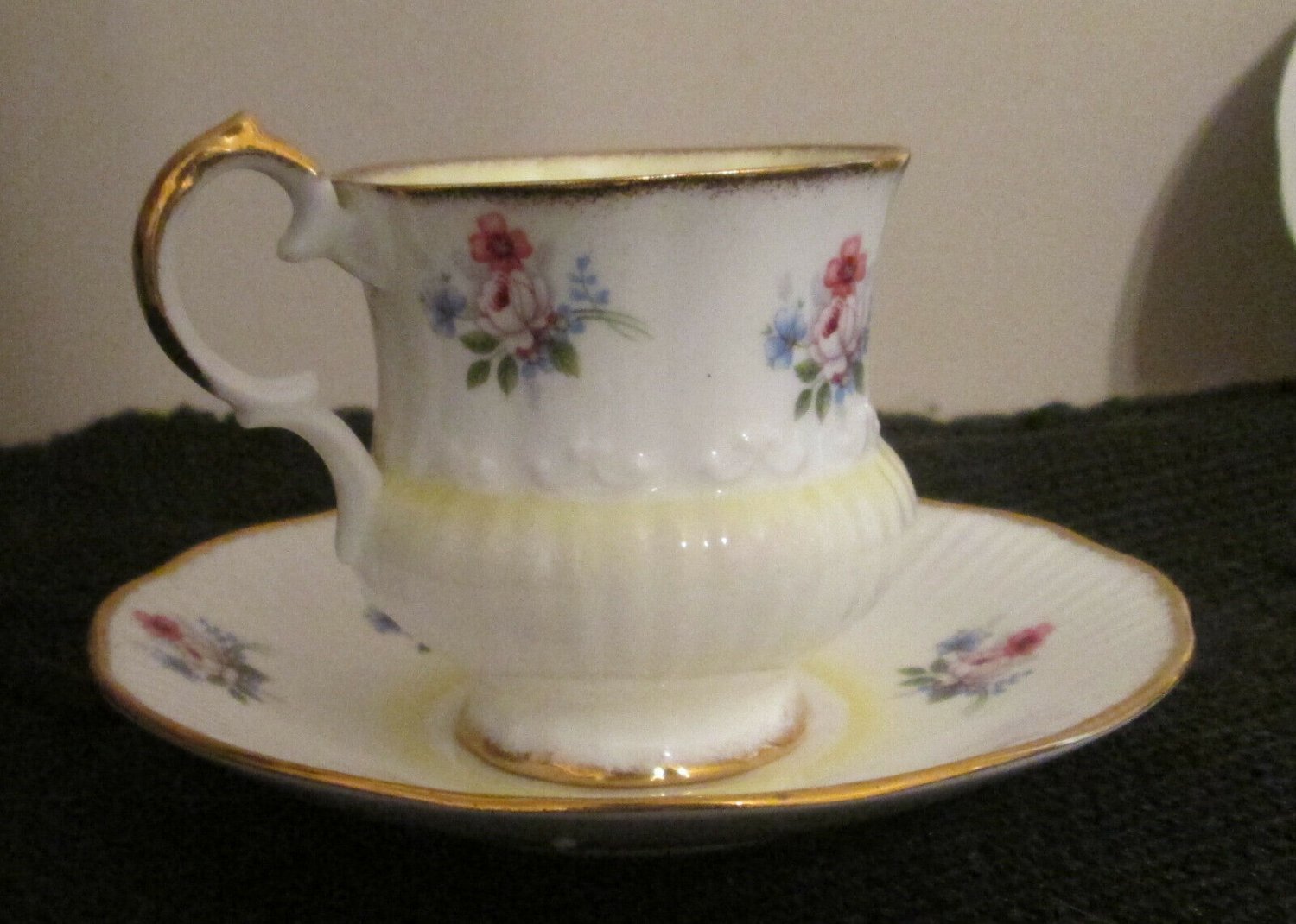 Elizabethan Fine Bone China Cup and Saucer