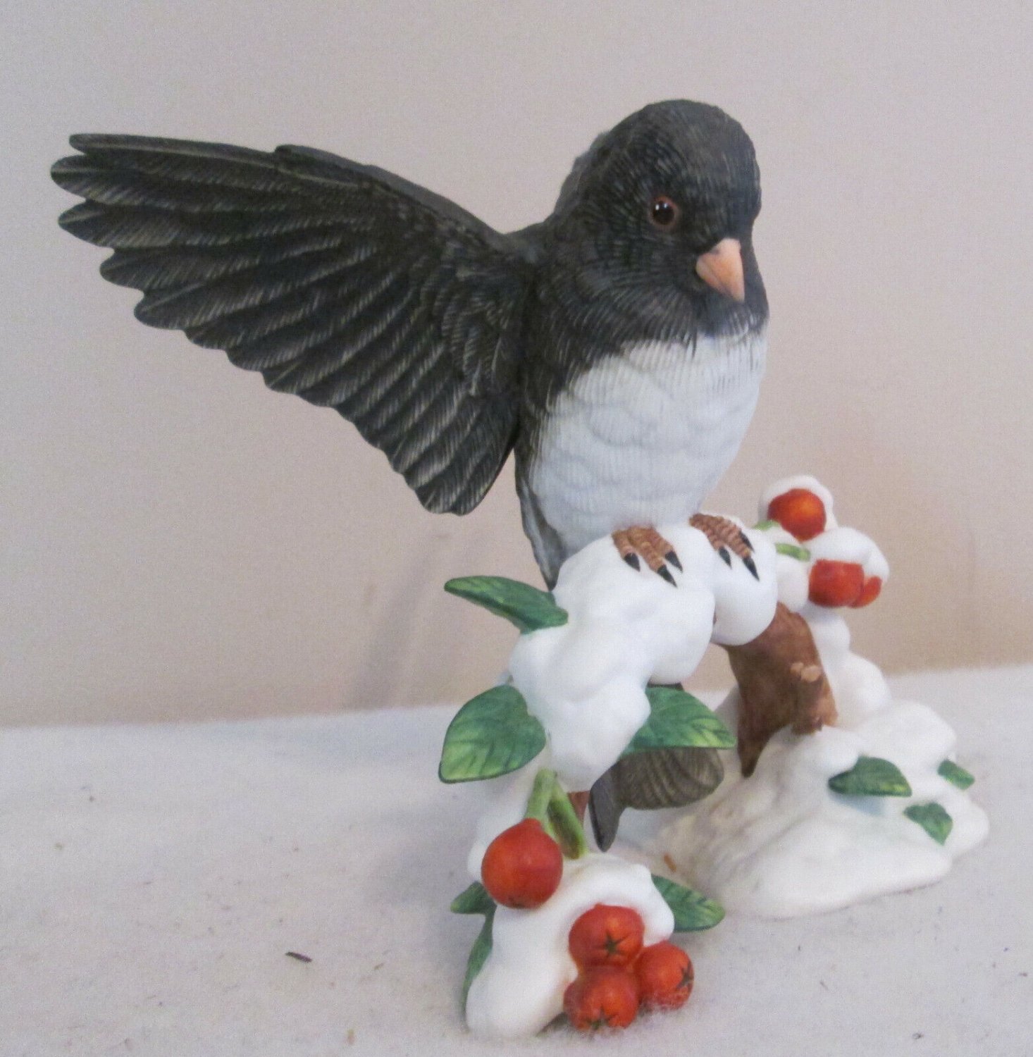 Lenox Garden Bird Collection-Fine Porcelain-DARK-EYED JUNCO