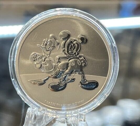 2023 Niue 1 oz Silver $2 Disney Mickey Donald BU in capsule 1 US Coin