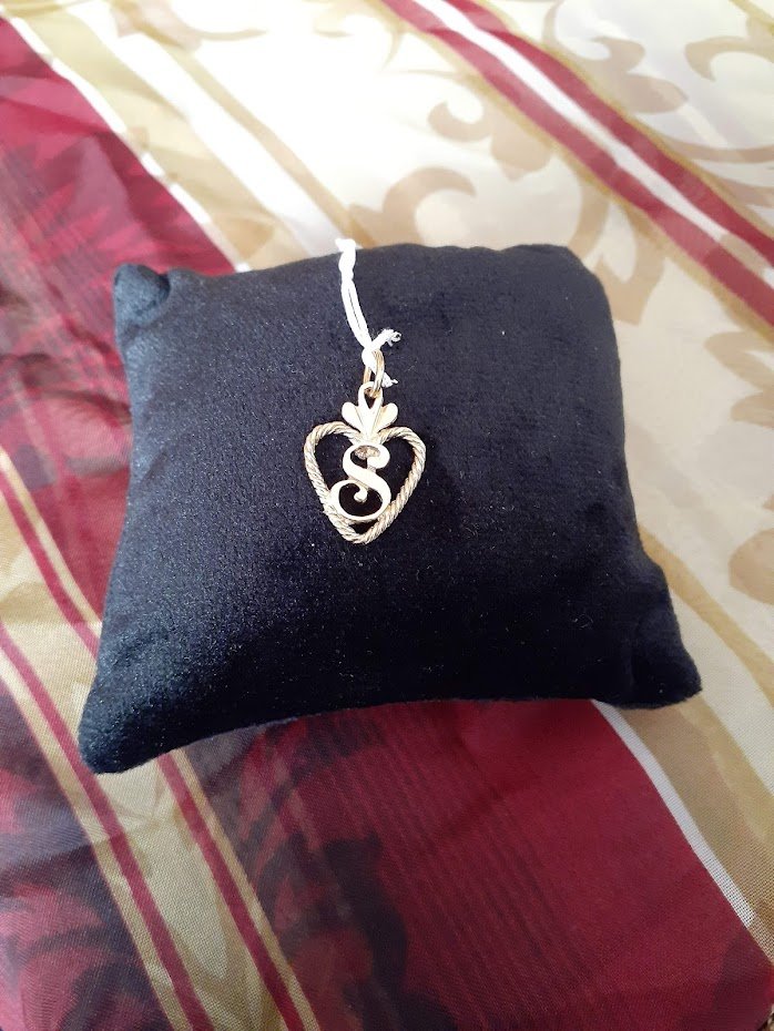 14Kt Gold Layered Letter S Initial Heart Pendant