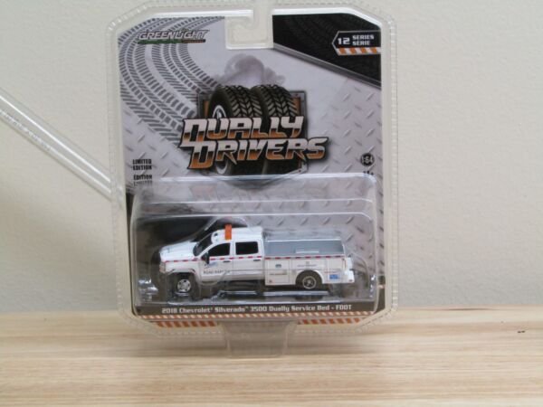 Diecast Dually Drivers Fdot 2018 White Chevrolet 3500 Service Truck 1/64