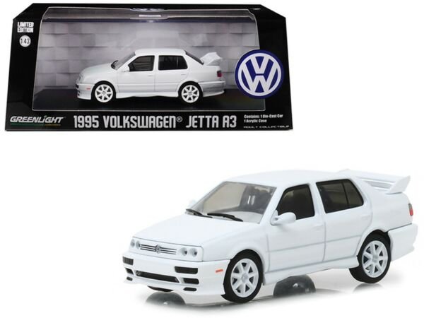 Diecast 1/43 Scale 1995 Volkswagen Jetta A3 Model White Color Toys