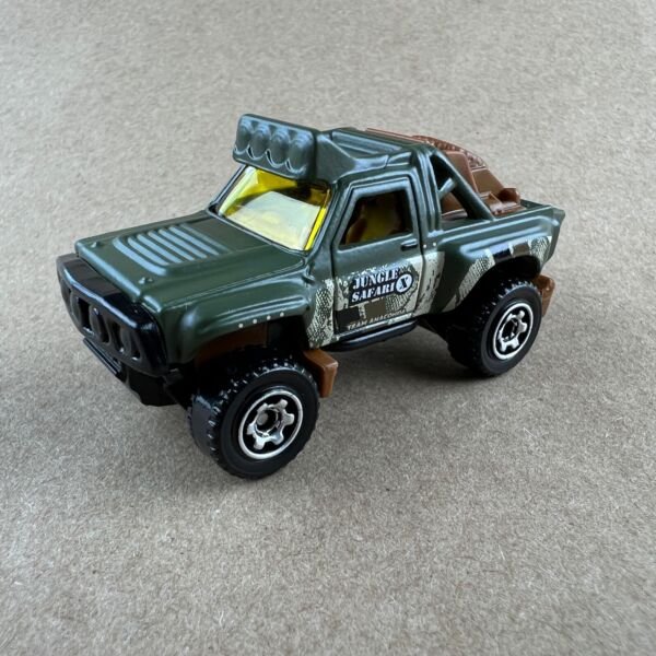 Diecast Sonora Shredder Green Jungle Safari 1:64 Deicast Car Loose Toys