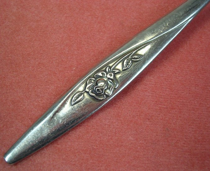 ONEIDA LASTING ROSE SERVING SPOON DELUXE STAINLESS FLATWARE SILVERWARE