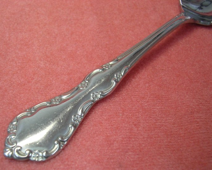 ONEIDA MANSION HALL DELUXE FRUIT SPOON STAINLESS FLATWARE SILVERWARE