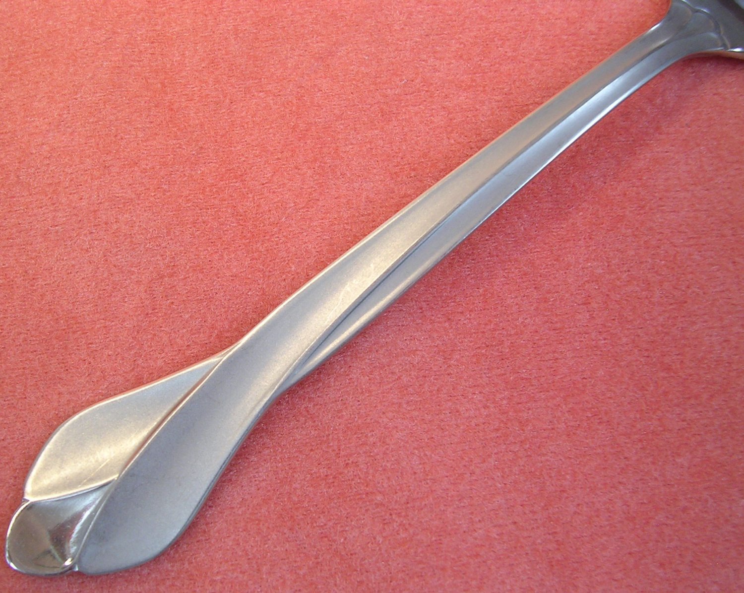 ONEIDA USA TRIBECA SATIN PLACE SPOON STAINLESS FLATWARE SILVERWARE