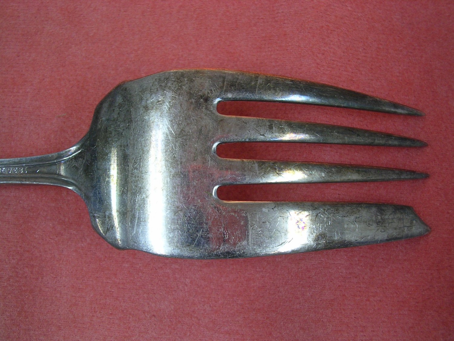 1835 R WALLACE ATHENA SERVING FORK SILVERPLATE FLATWARE SILVERWARE