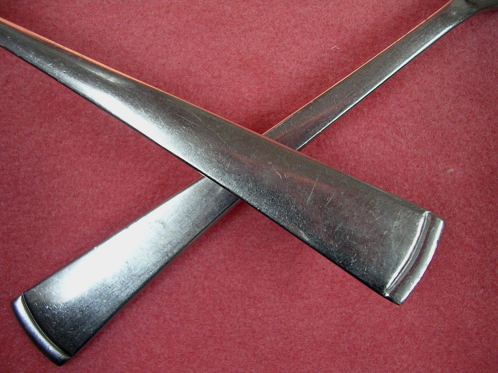 ONEIDA ONTARIO 2 PLACE FORKS NORTHLAND STAINLESS FLATWARE SILVERWARE