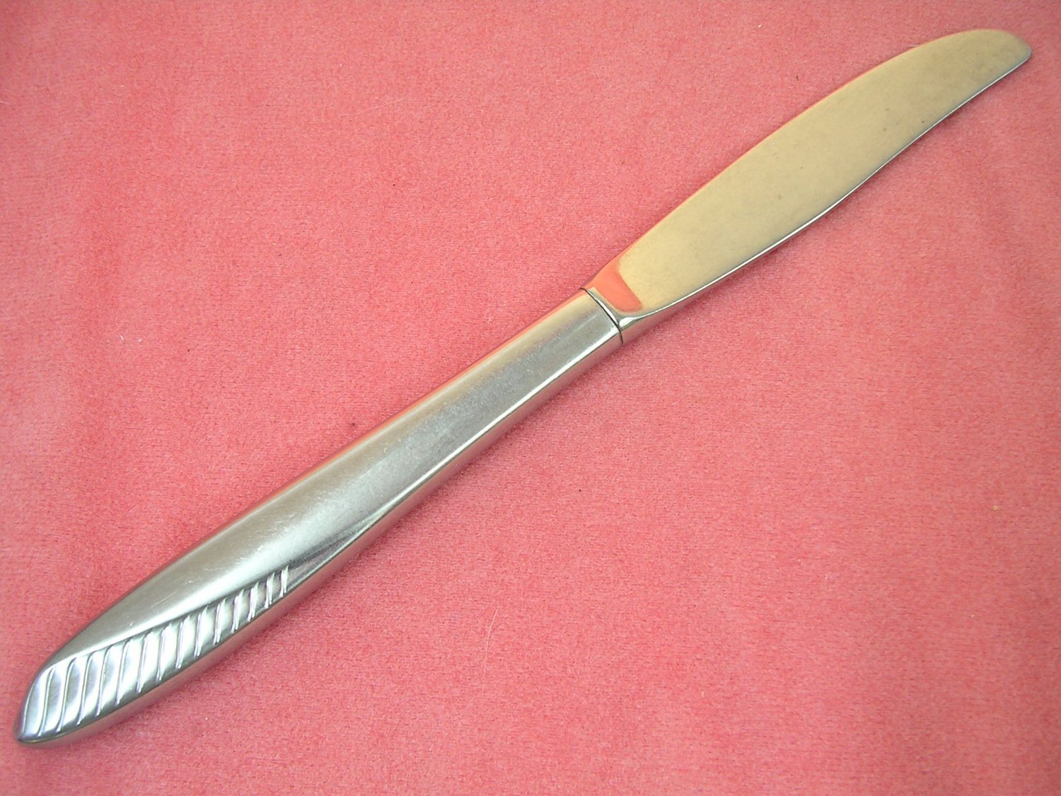 ONEIDA VISTA PLACE KNIFE LTD WM A ROGERS STAINLESS FLATWARE SILVERWARE