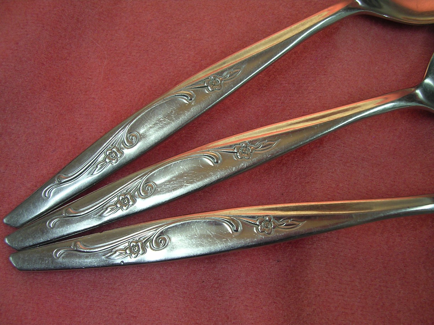INTERNATIONAL BELLE ISLE 3 PLACE SPOONS STAINLESS FLATWARE SILVERWARE