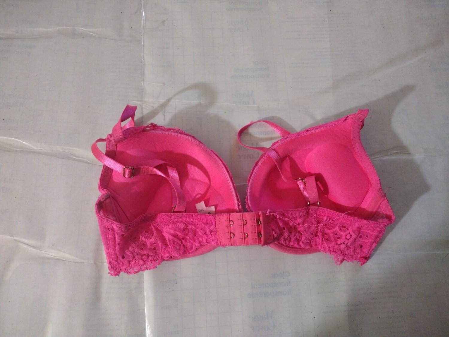Women's Defective Bra Tarea Brand Size 34C Underwire.