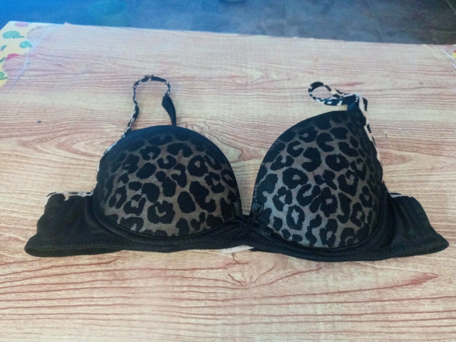 Women's Bra Animal Print Size 34A Underwire.