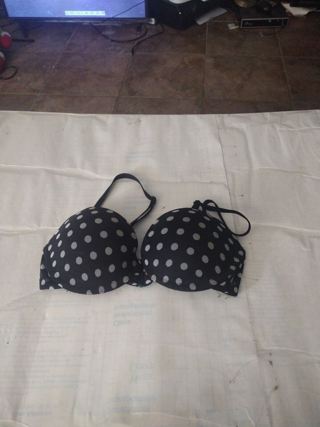 Women's Dots Pattern Bra Express Brand Size 32B Underwire.
