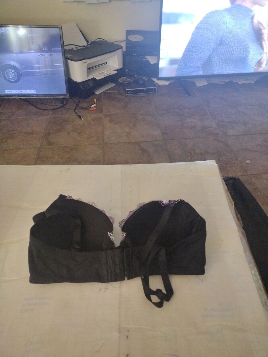 Women's Bra Cabernet Brand Size 36D Underwire.