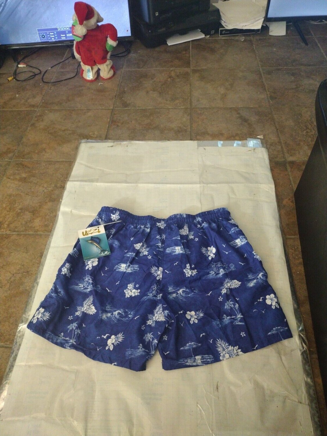 Men's Royal Blue Nice Swim Shorts UZZI Brand SizeXL NWT!
