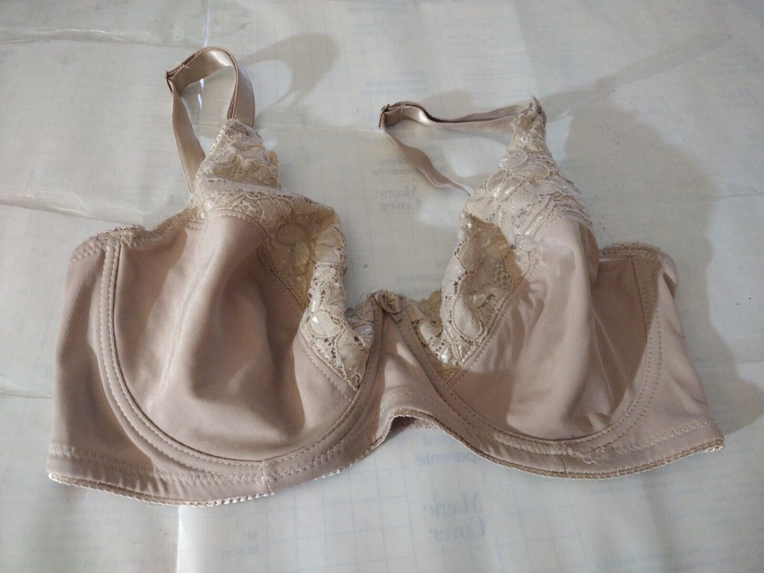Women's Bra Beige Delta Burke Brand Size 36D Underwire.