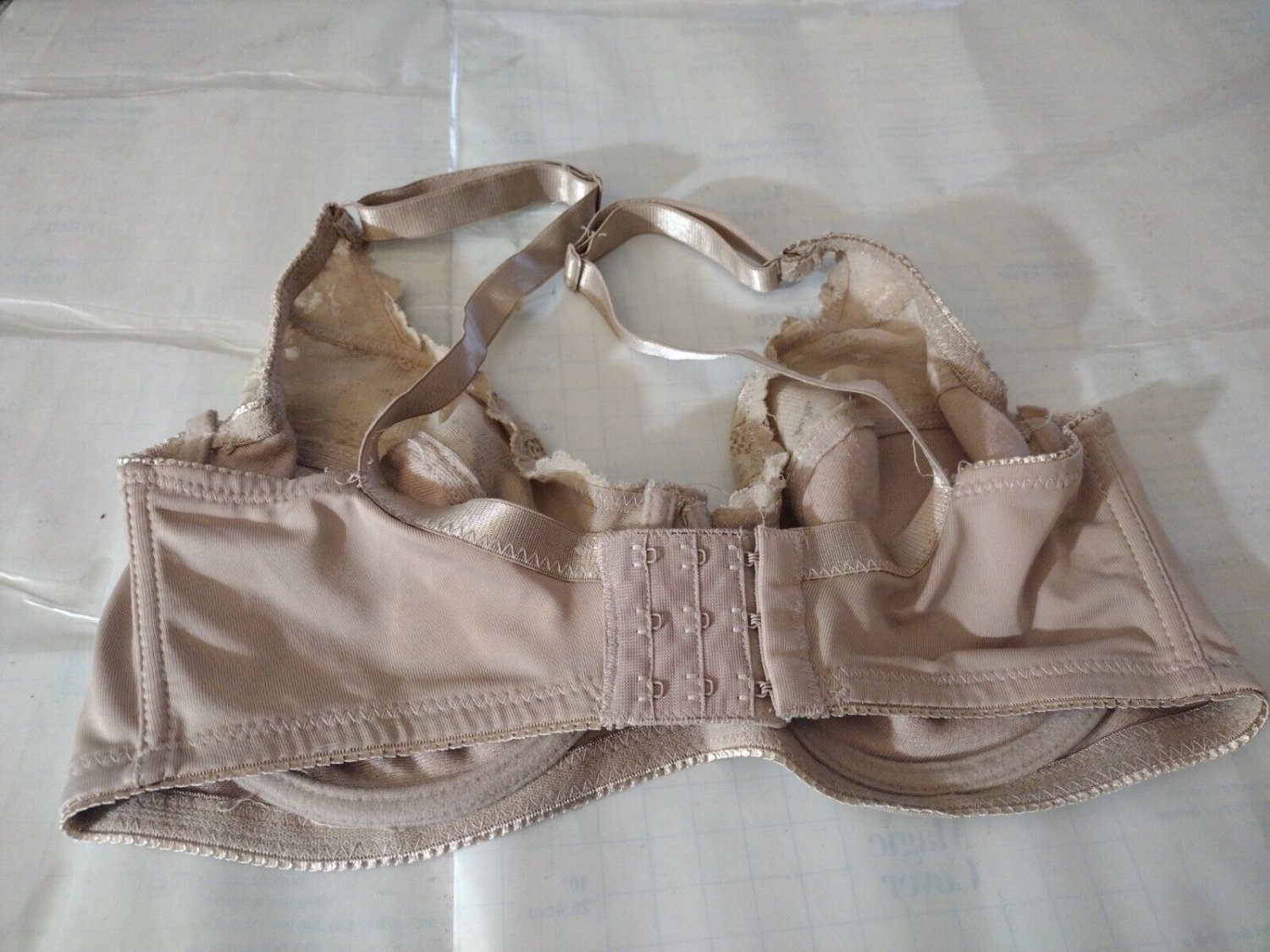 Women's Bra Beige Delta Burke Brand Size 36D Underwire.
