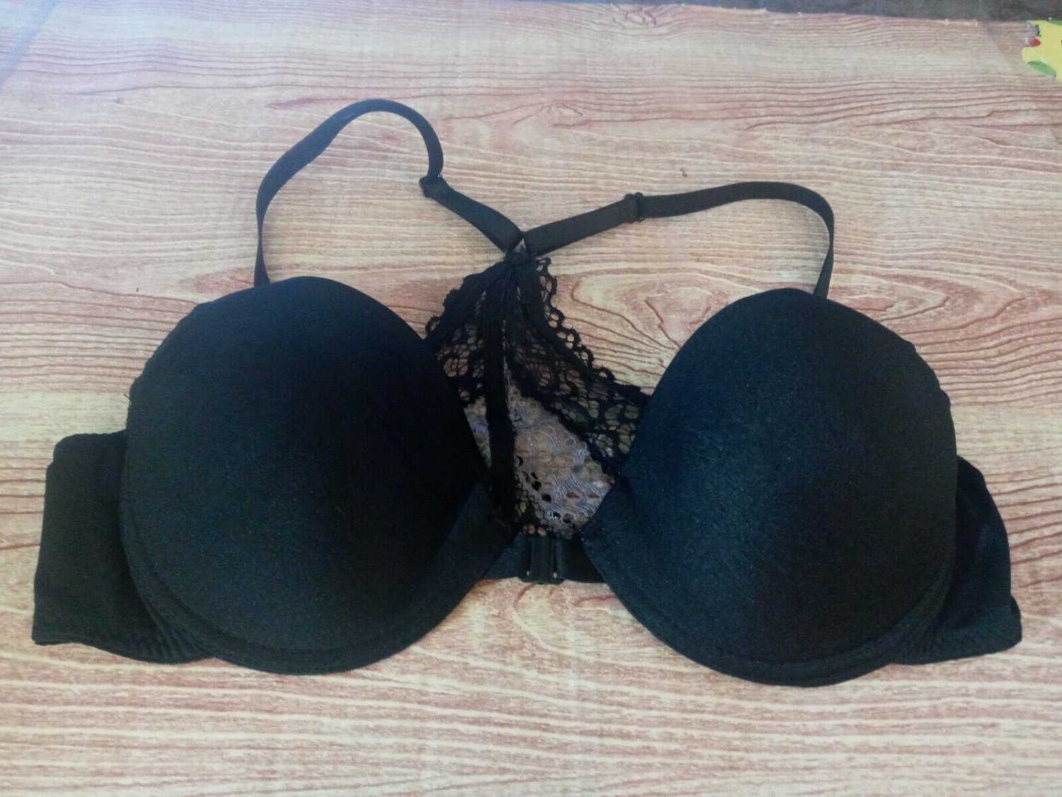 Women's Black Bra Just Be Brand Size 36B Underwire NWOT!