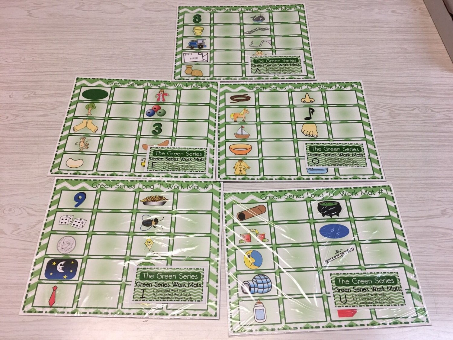 The Green Series - Complete Vowel Set - Laminated Mats And Card Sets ...