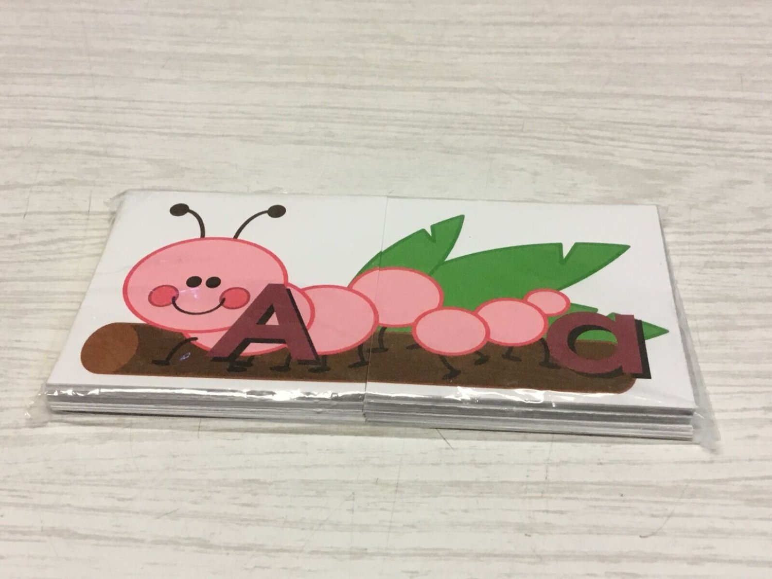 CATERPILLAR - Uppercase Lowercase Match - Teaching Supplies READING