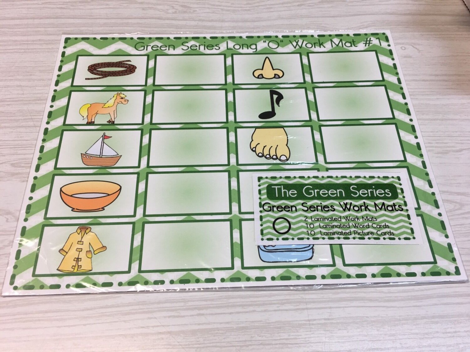 The Green Series - Vowel O Work Mats (20 cards-2 Laminated WorkMats ...