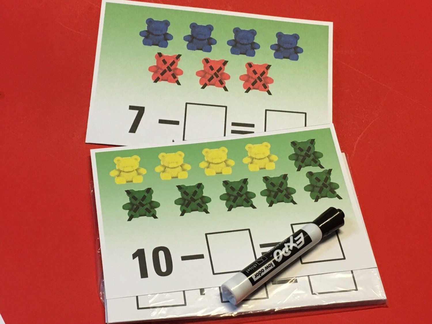 Bear Counter Subtraction Cross out- 20 Laminated Dry Erase Mats