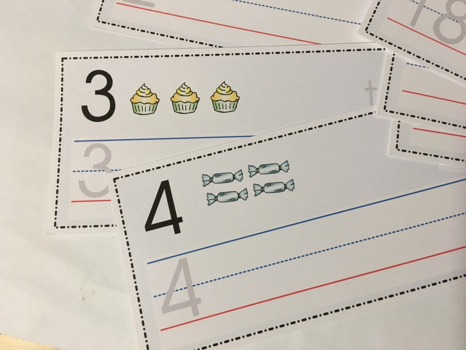 Wipe N Write Numbers 0- 25 - Laminated Card - Pre-school- Kindergarten