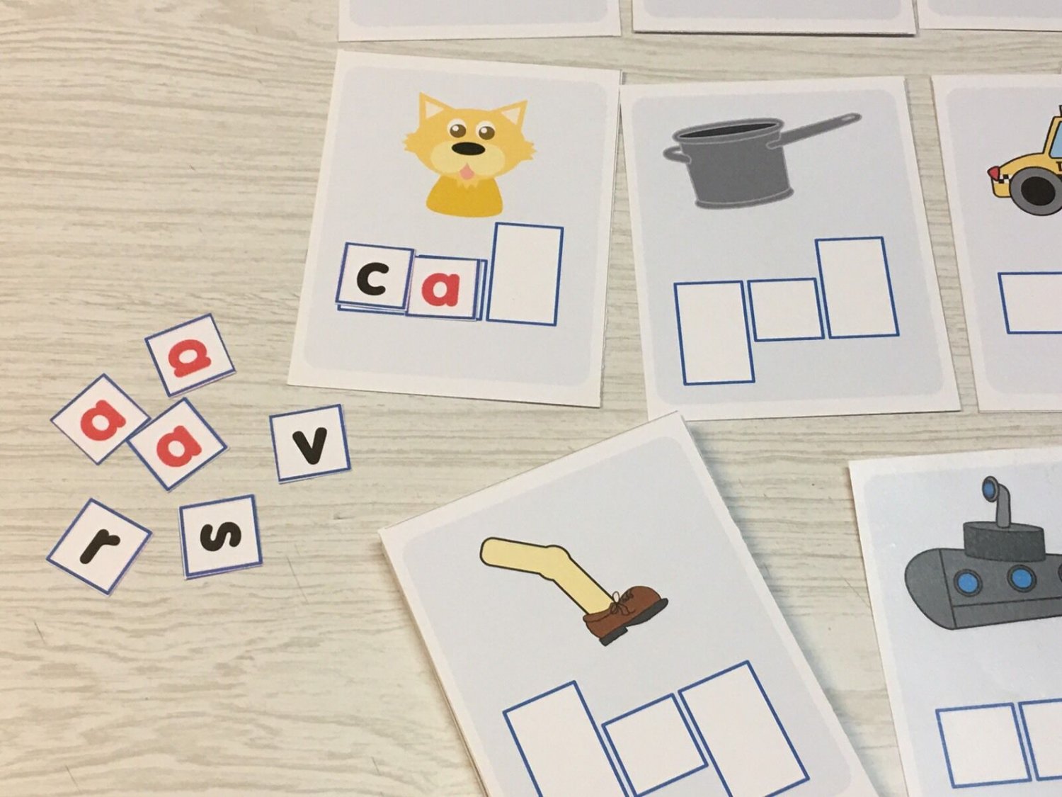 CVC Words Phoneme Frames Card Set & Movable Letter Tiles - LAMINATED