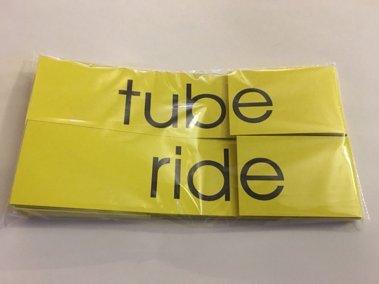 Set Of 4 - Silent E words Flip cards 35 cards - Reading Manipulatives