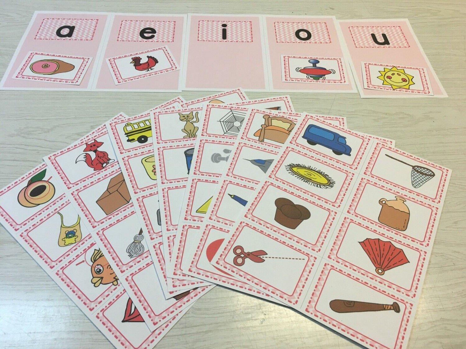 The Pink Series - Vowel Picture Sort - Montessori