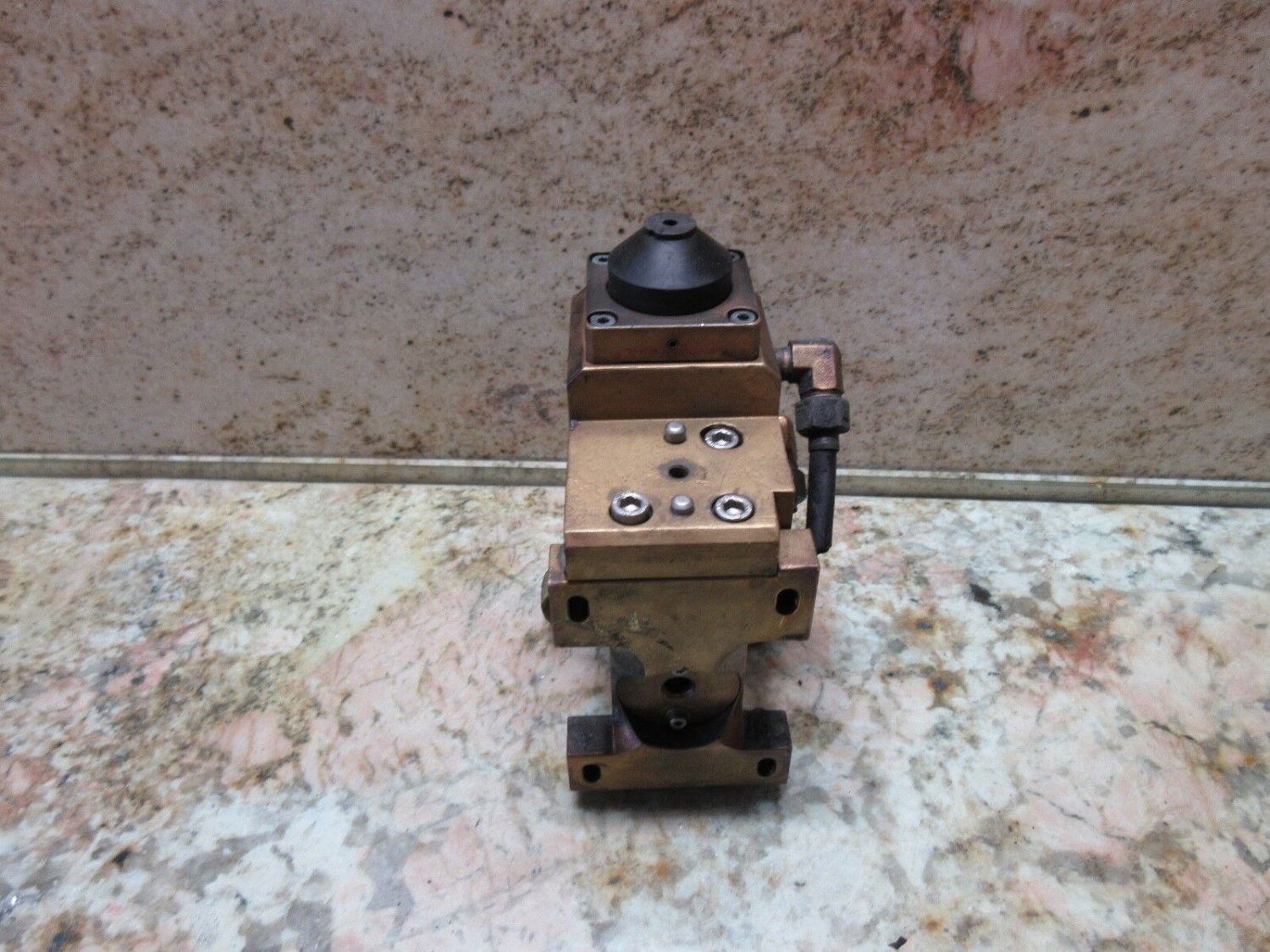 94 MITSUBISHI DWC-90SB EDM Z AXIS HEAD SPINDLE WIRE THRU UNIT ASSEMBLY