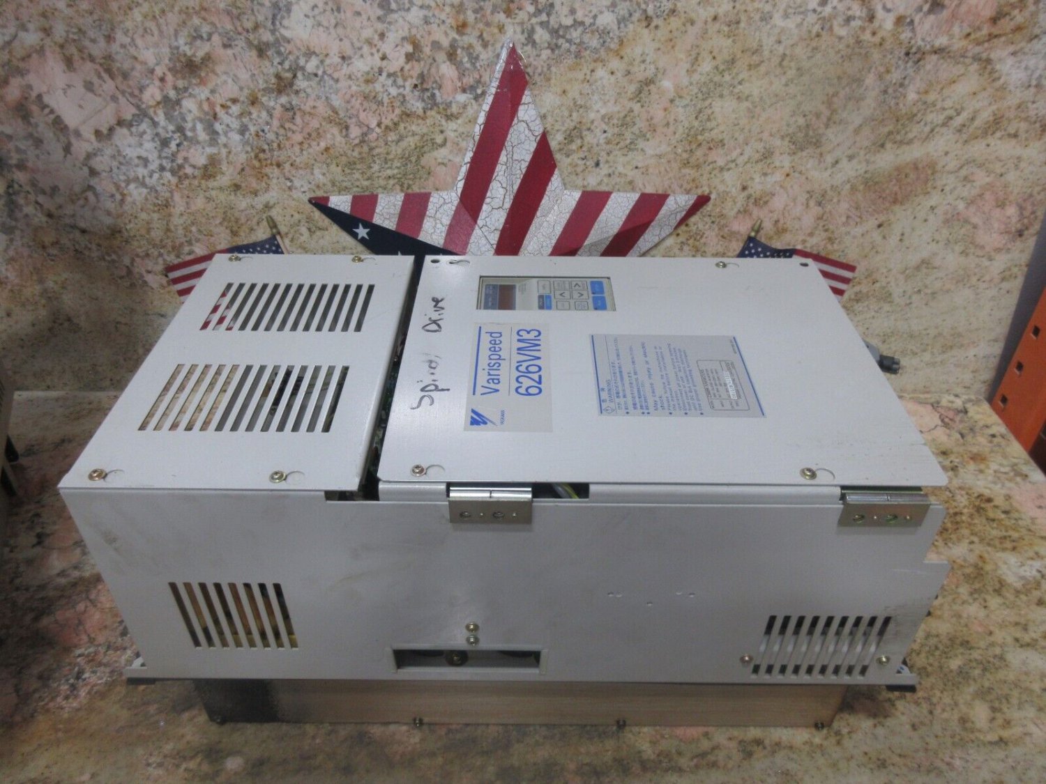 YASKAWA VARISPEED 626VM3 CIMR-VMW2015 200V YPHT11014-1A YPCT21092-1-4 DRIVE